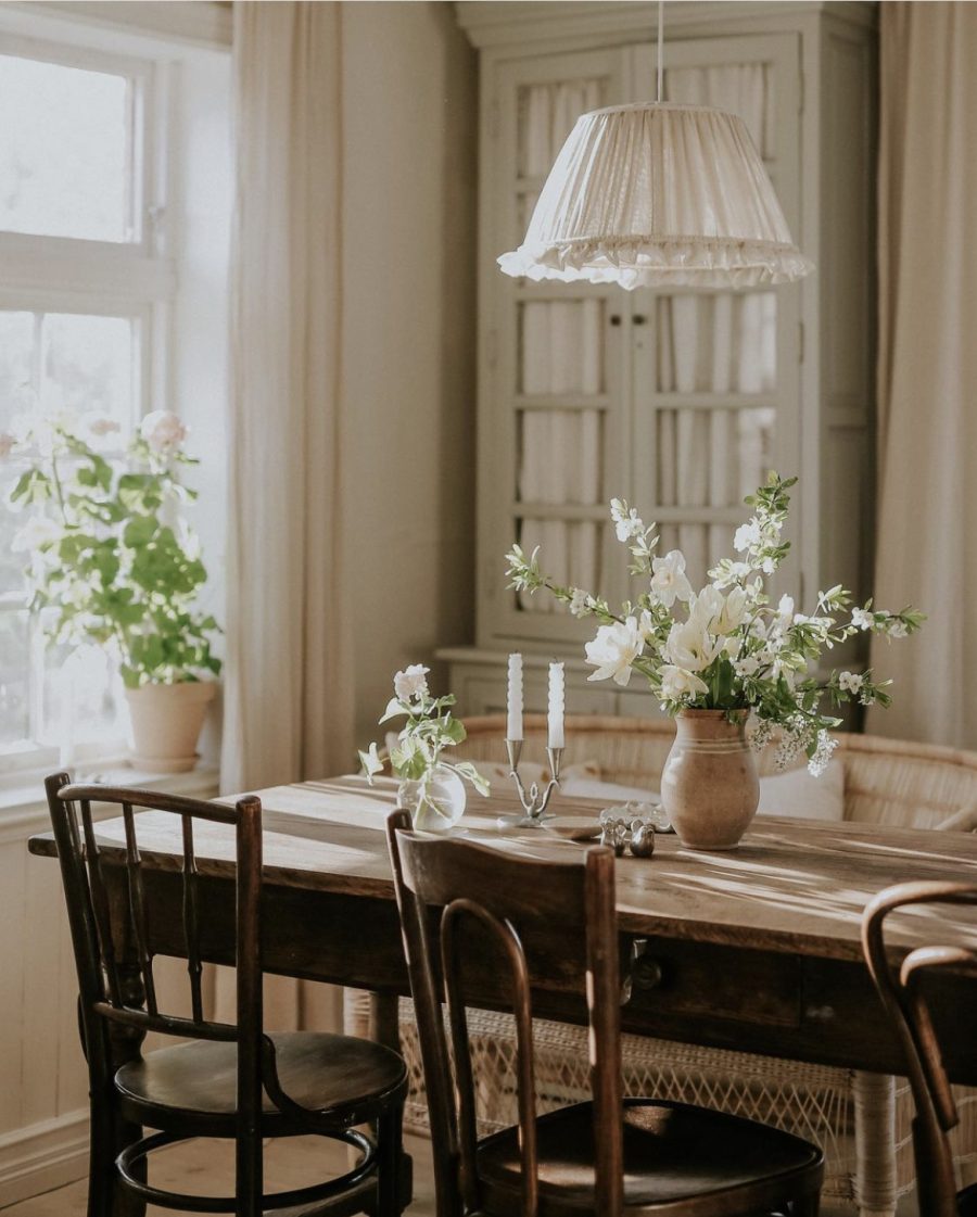 Cottagecore: How To Master The Simple Life Aesthetic